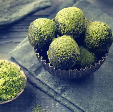 Recipe / Matcha Coconut Energy Balls – Glory Juice Co.